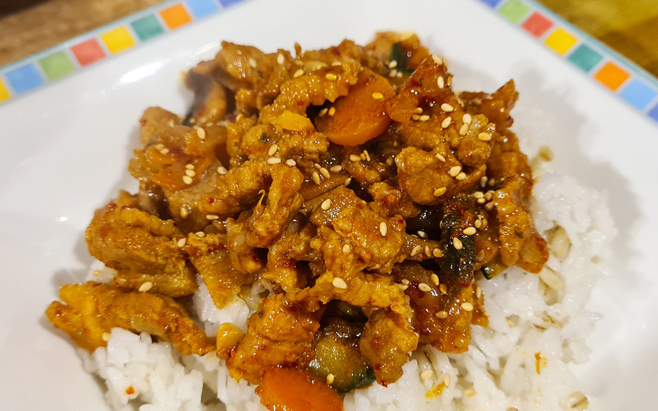 Jeyuk Bokkeum Recipe: How To Make Korean Spicy Pork Jeyuk Bokkeum Recipe: How To Make Korean Spicy Pork
