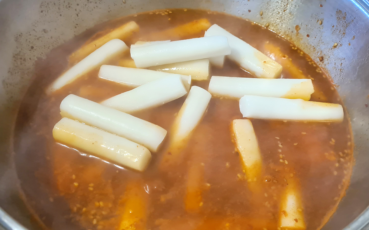 My Easy Ddukbokki or Tteokbokki Recipe